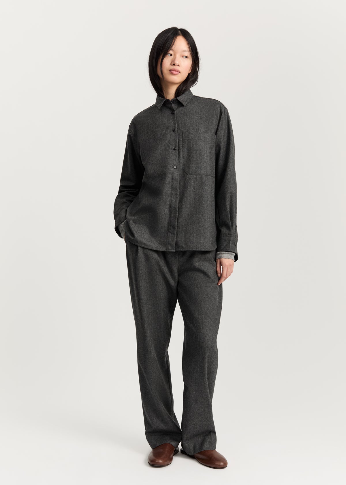 Lynette shirt – fine wool | Dark Grey